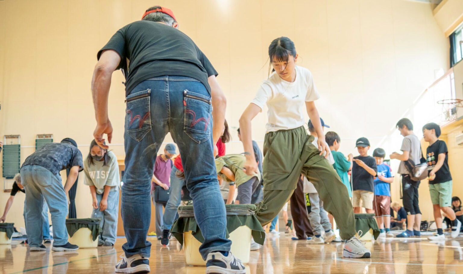 赤羽ベーゴマクラブ – 東京の北区赤羽から発信！ベーゴマ大会で世代を越えた交流をしよう！ Let's play classic ...